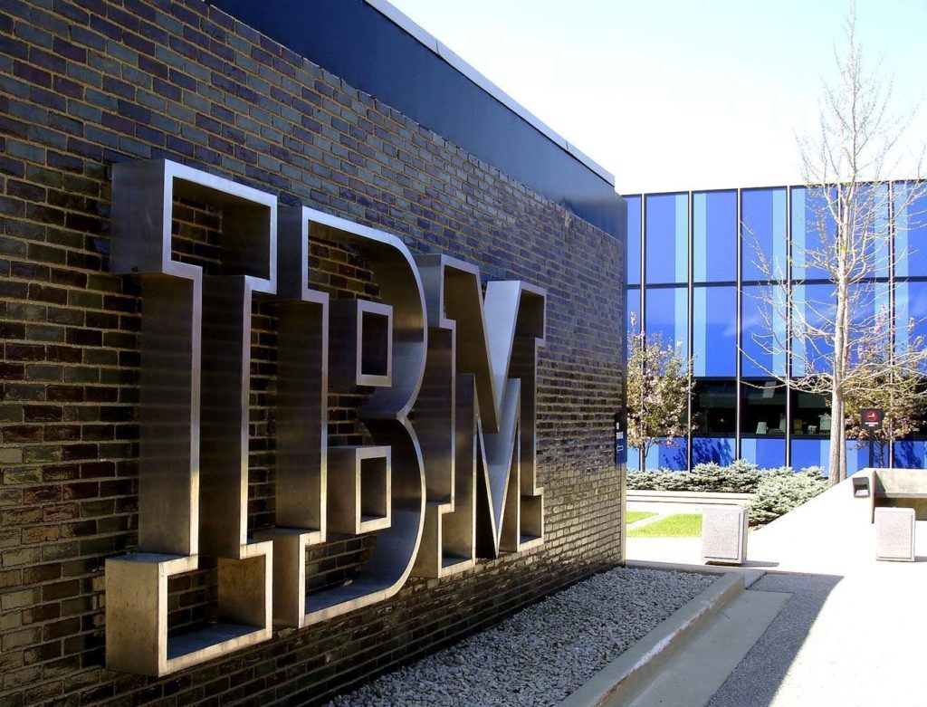 Todo lo que neceistas saber para comprar acciones de IBM!